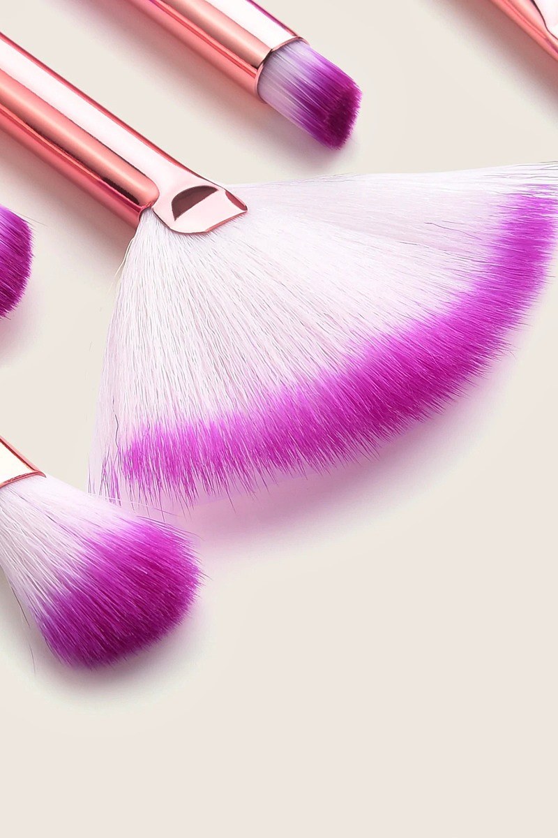 Set de 10 brochas fan shaped - morado - BONITAS